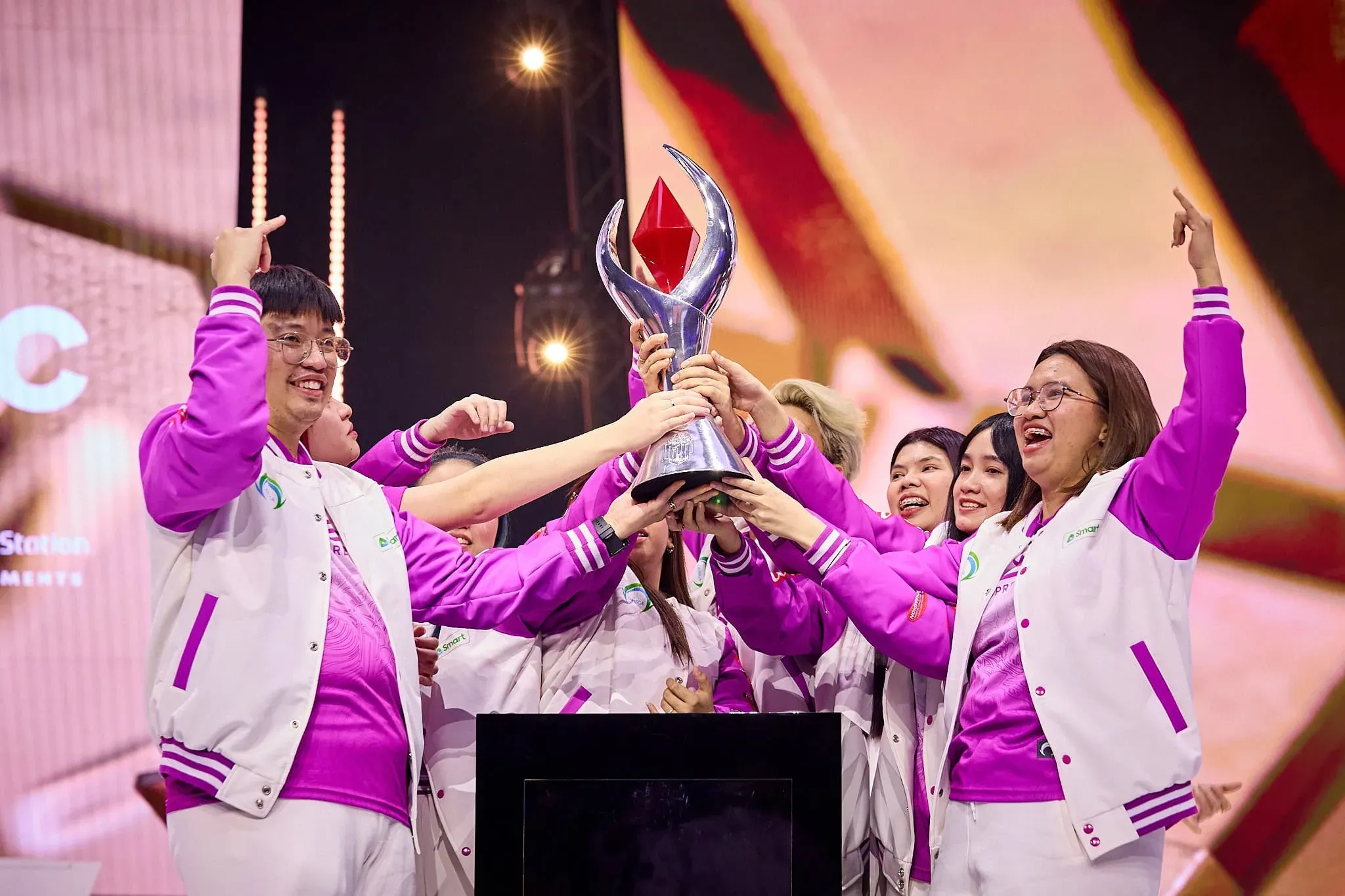 Mobile Legends Bang Bang Pioneers Women's Esports at Asian Games - TEA